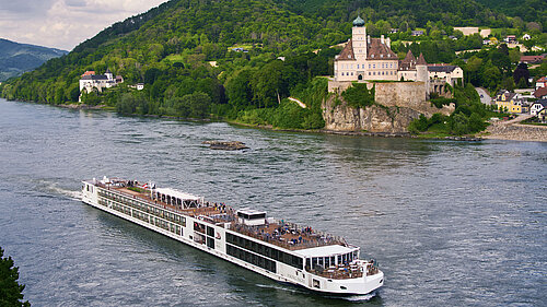 Neptun Werft liefert neues Flusskreuzfahrtschiff der Longship-Serie an ...