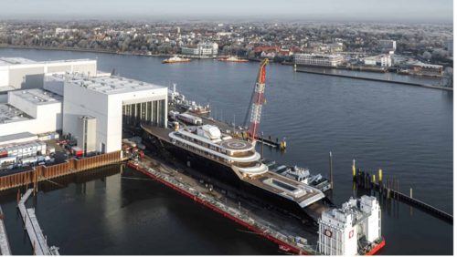 Stapellauf bei Abeking & Rasmussen - Schiff & Hafen